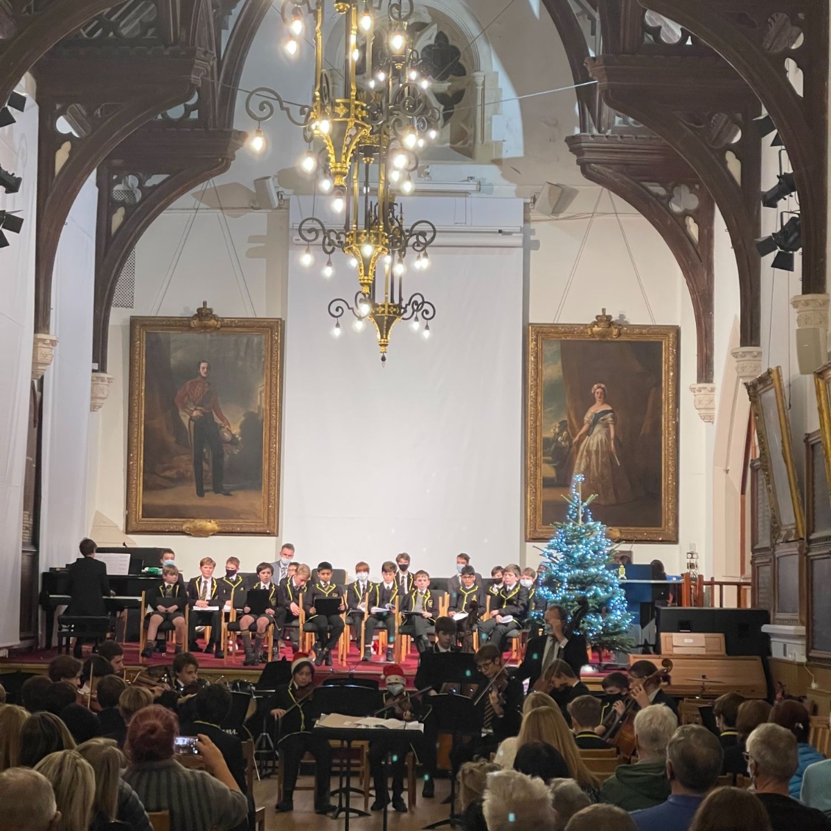 Victoria College - Christmas Crackers